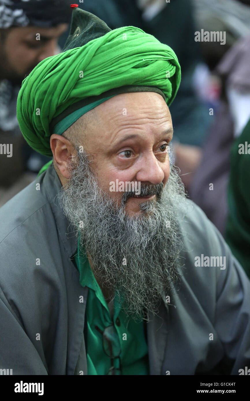 Urs of Mawlana Cheikh Muhammad Nazim Adil al-Haqqani in Selimye mosque ...
