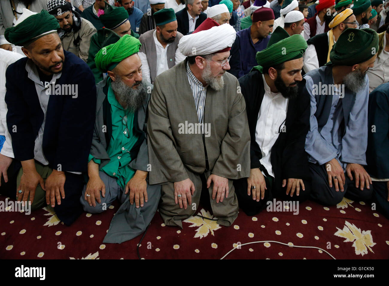 Urs of Mawlana Cheikh Muhammad Nazim Adil al-Haqqani in Selimye mosque ...