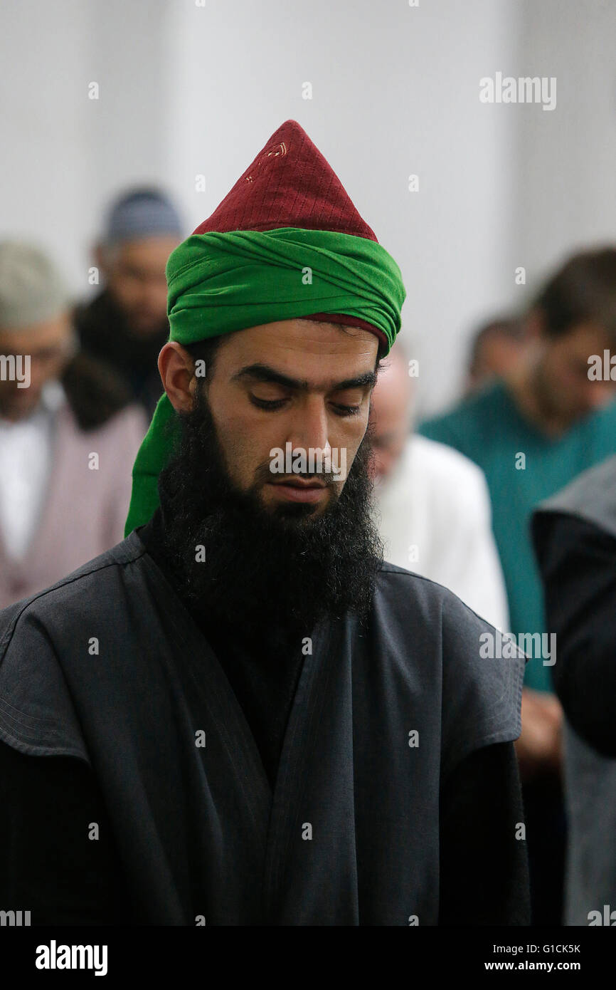 Urs of Mawlana Cheikh Muhammad Nazim Adil al-Haqqani in Selimye mosque ...