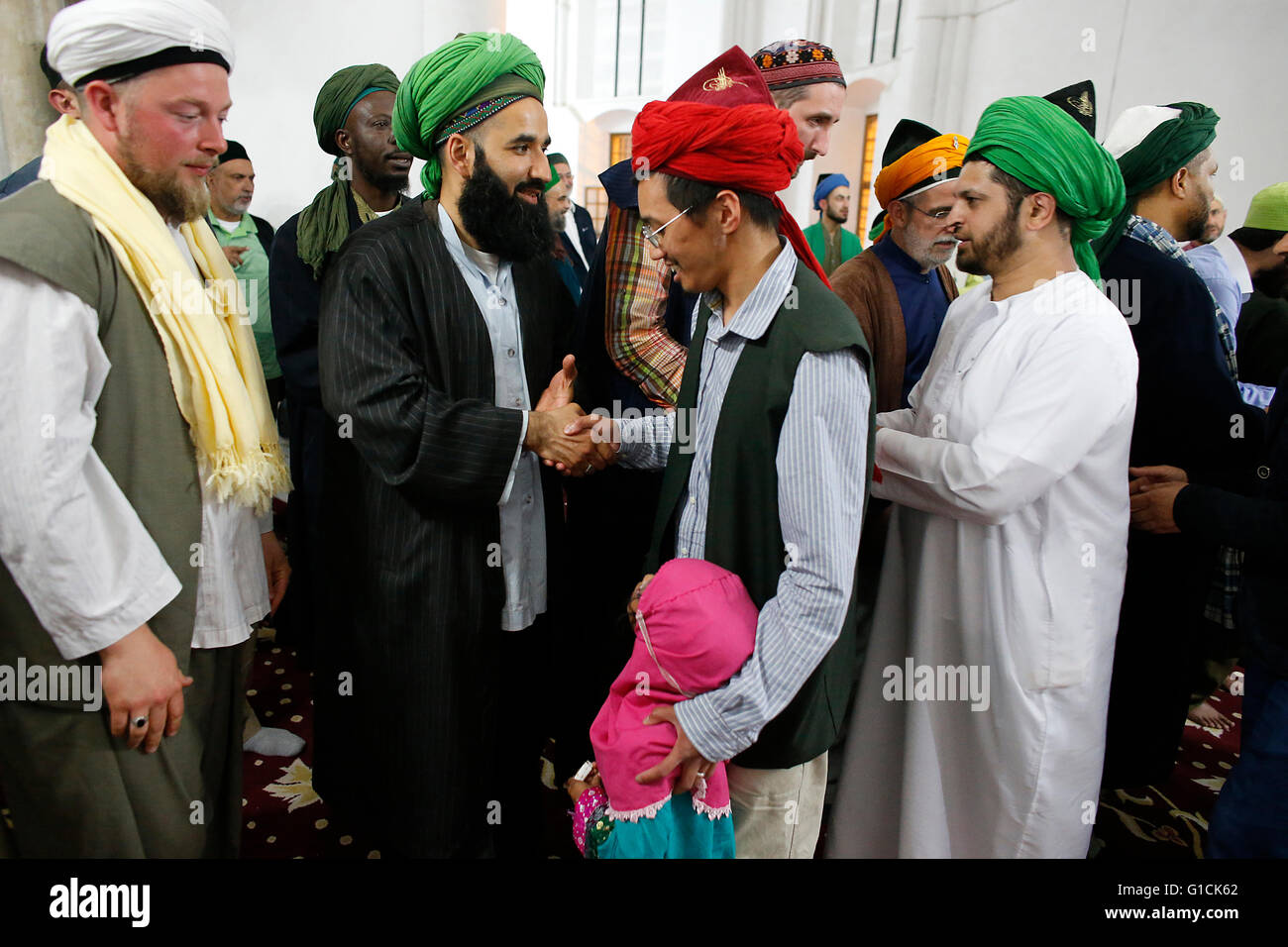 Urs of Mawlana Cheikh Muhammad Nazim Adil al-Haqqani in Selimye mosque ...