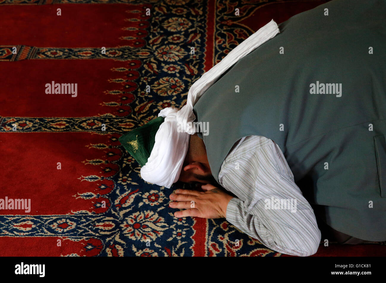 Naqshbandi sufi muslim praying in the Lefke dergah. Cyprus Stock Photo ...