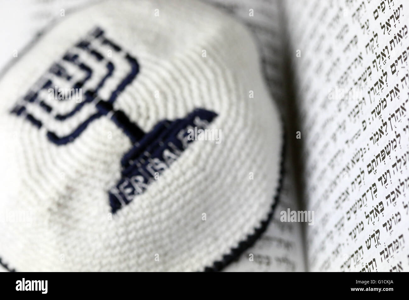Kippah menorah hi-res stock photography and images - Alamy
