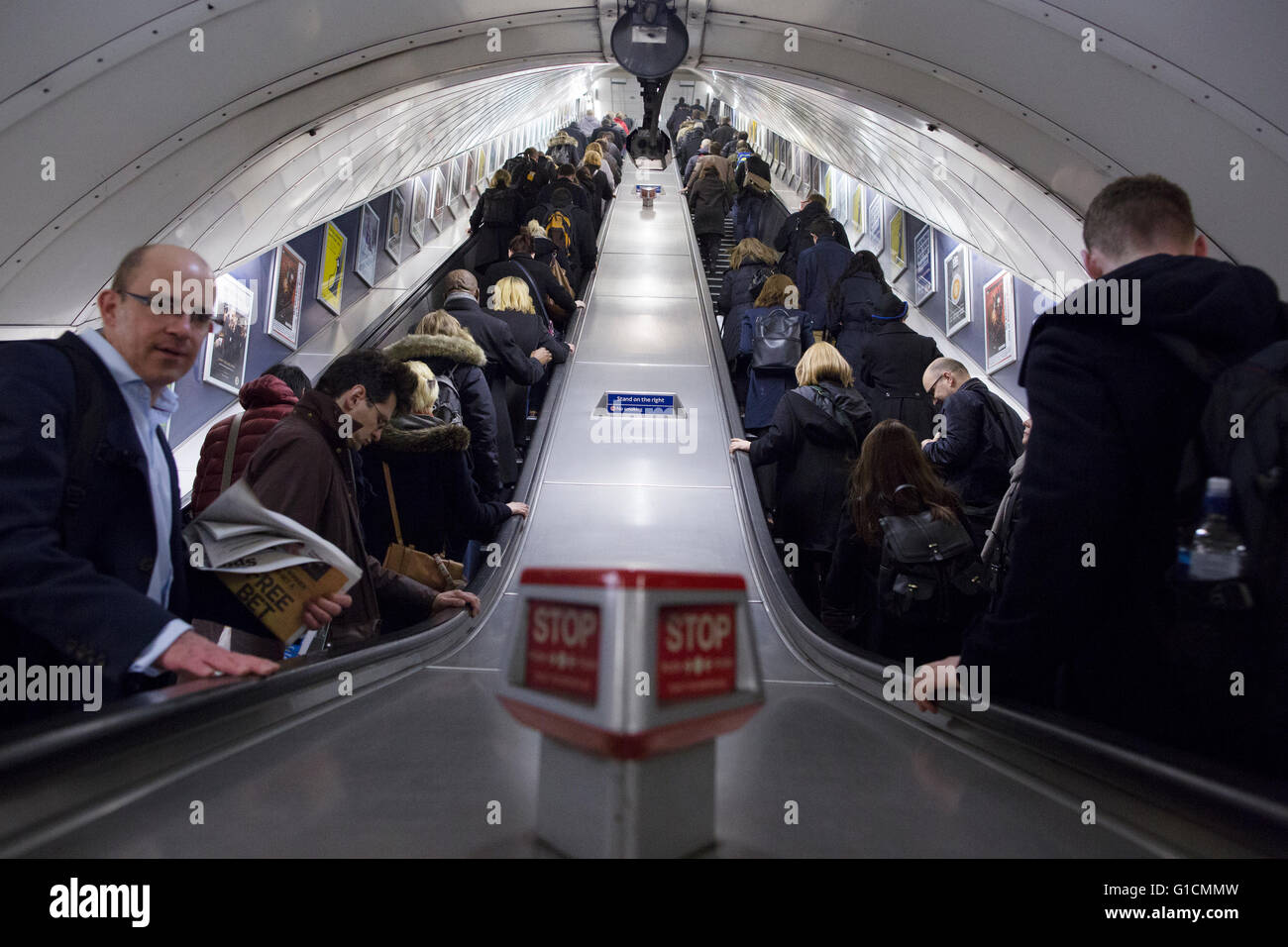 Rush Hour at Waterloo Tube Station on the London Underground, London ...