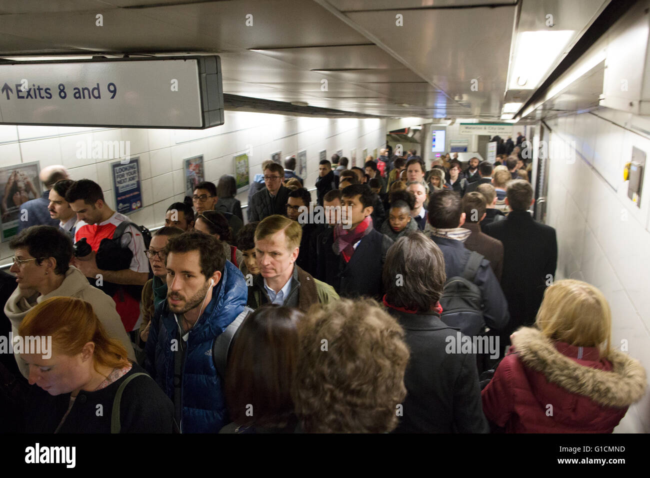 Bank underground tube station in hi-res stock photography and images ...
