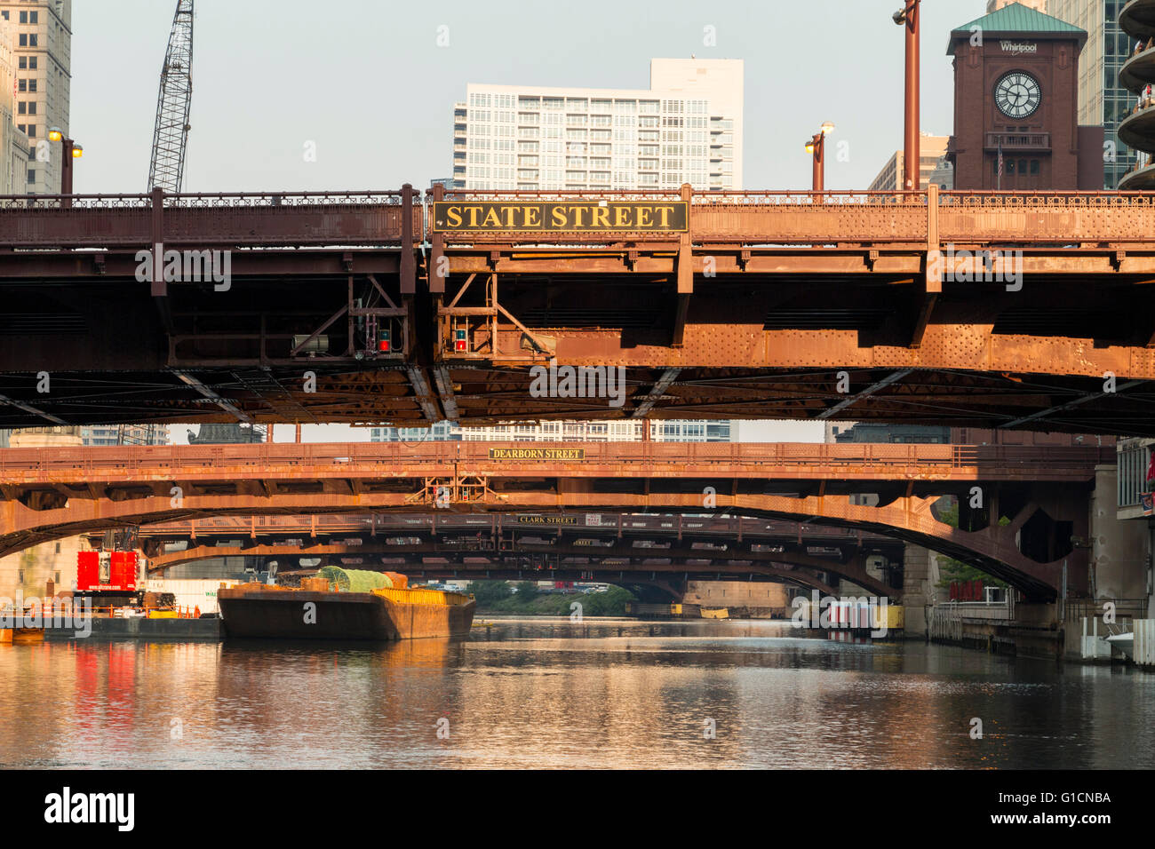 Bascule drawbridges spanning the Chicago River Stock Photo - Alamy