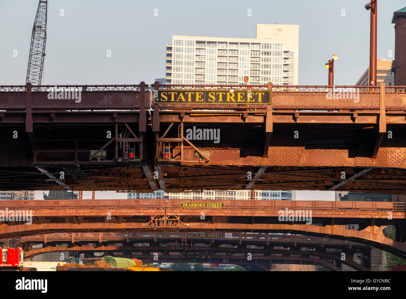 Bascule drawbridges spanning the Chicago River Stock Photo - Alamy