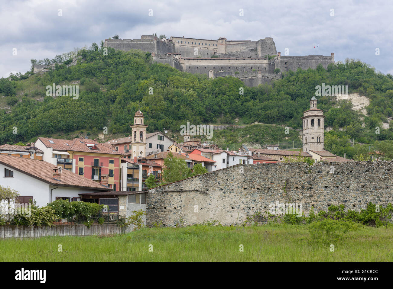 View over the village of Gavi with the old town and the fort Stock ...