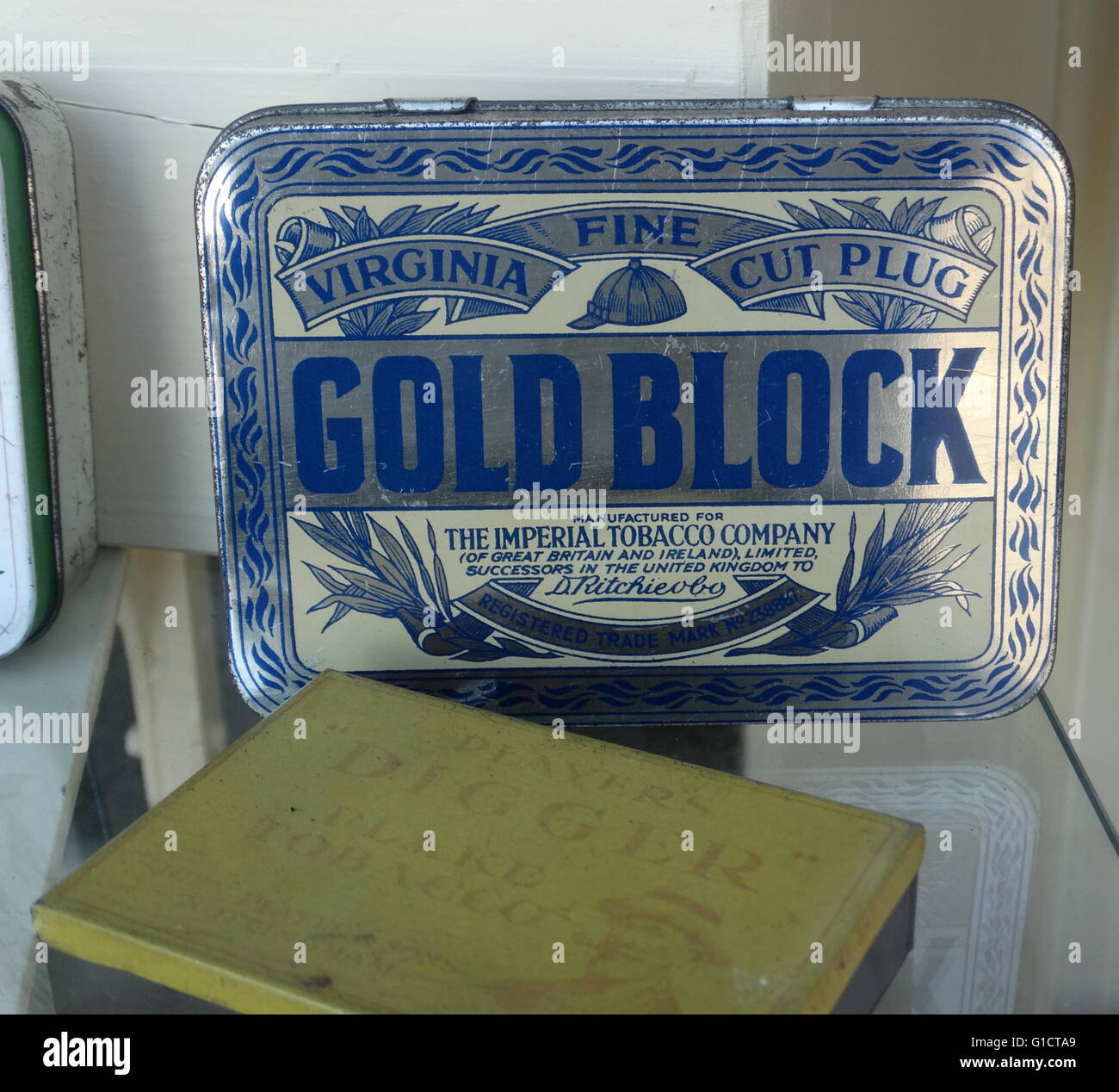 Tin of shredded tobacco for rolling hand made cigarettes; English 1915 ...