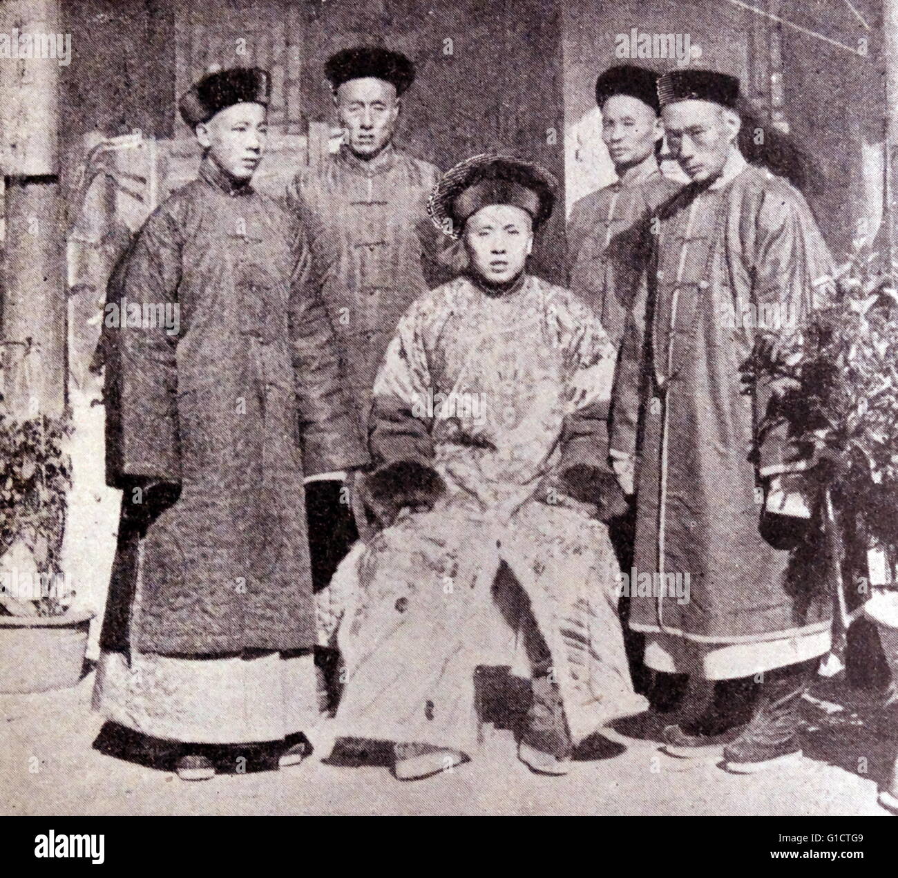 Manchu noblemen in China 1880 Stock Photo - Alamy