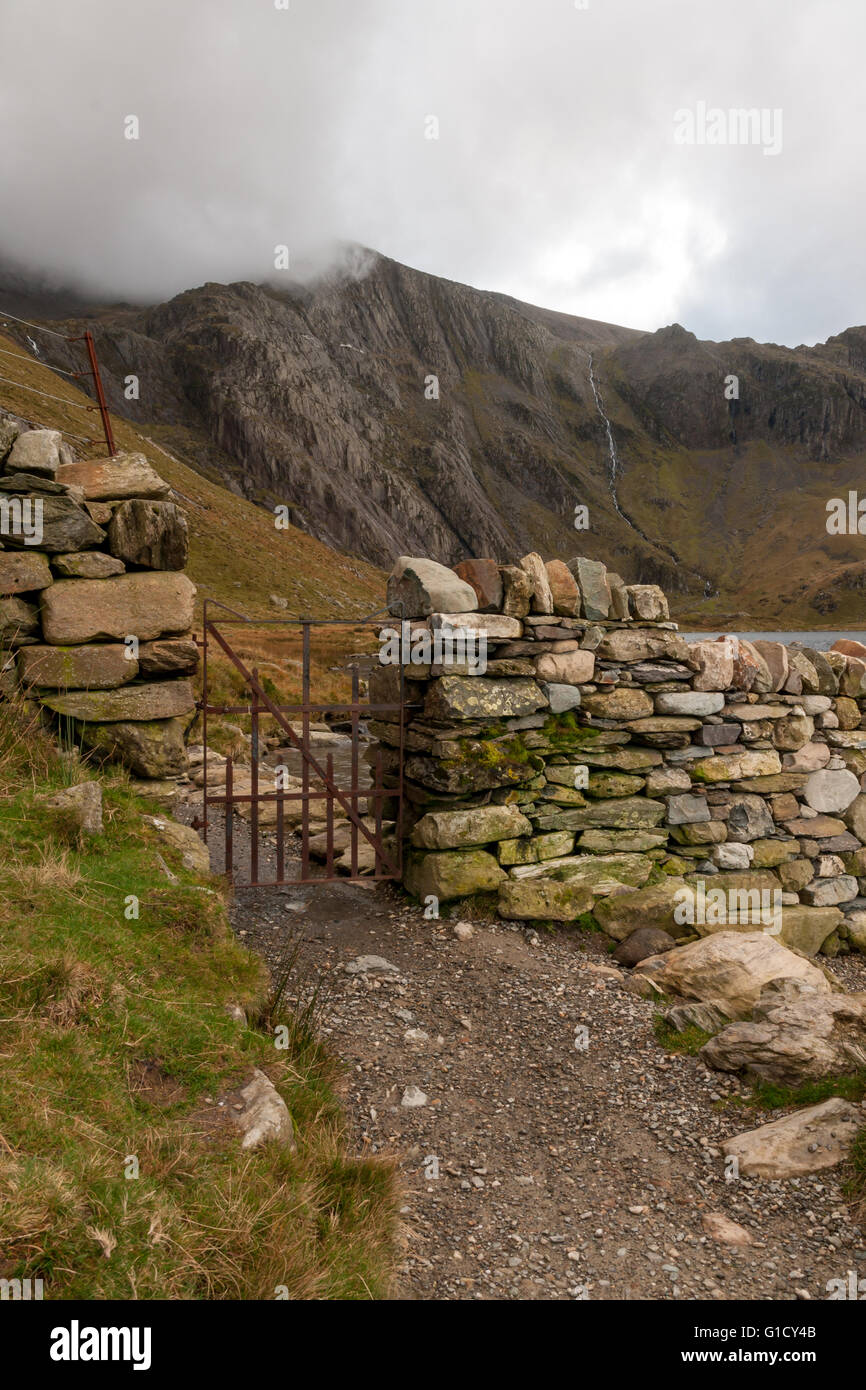 Twll du snowdonia hi-res stock photography and images - Alamy