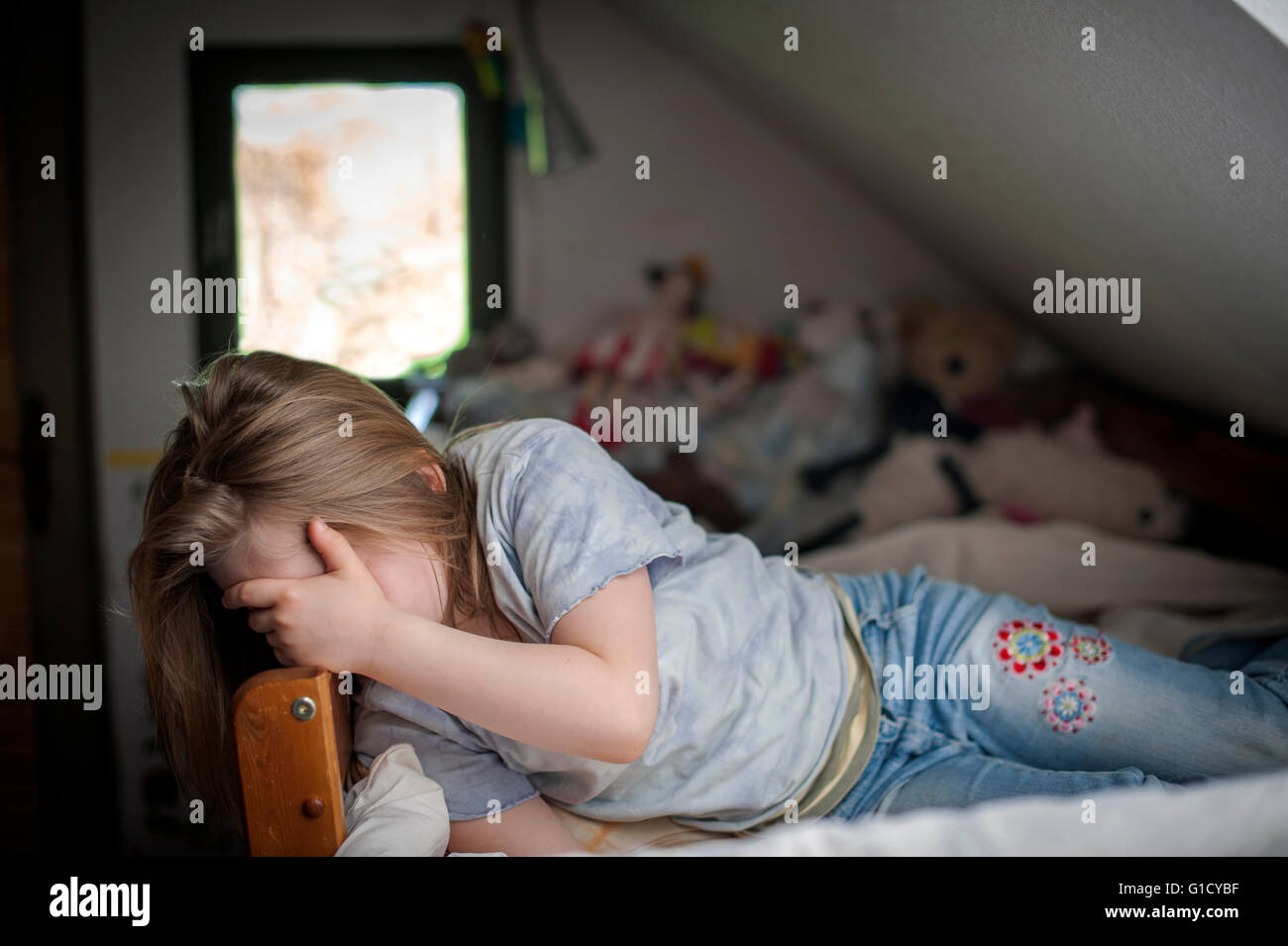 Miserable Child Crying High Resolution Stock Photography and Images - Alamy
