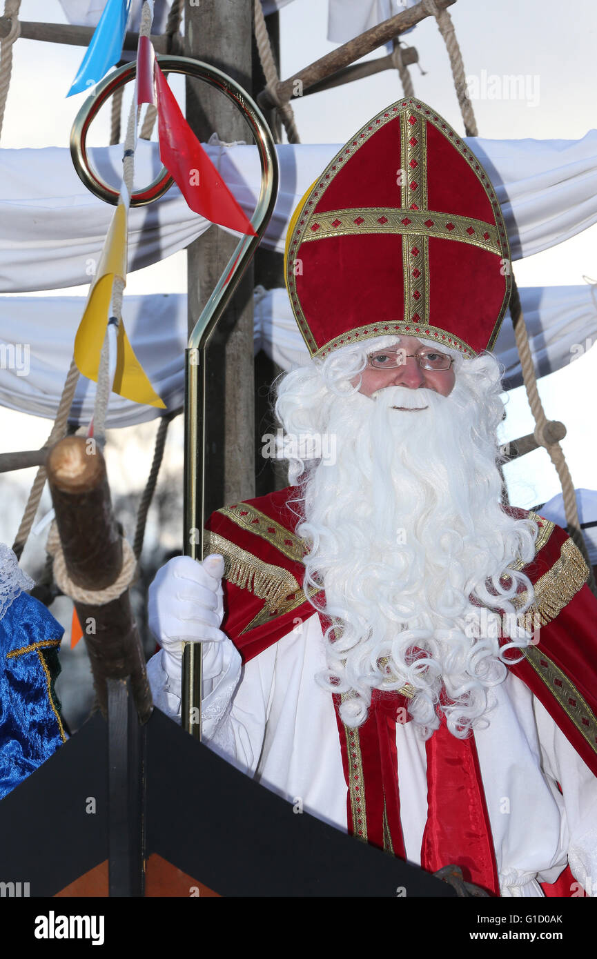 Saint Nicholas parade. Saint-Nicolas de Veroce. France Stock Photo - Alamy