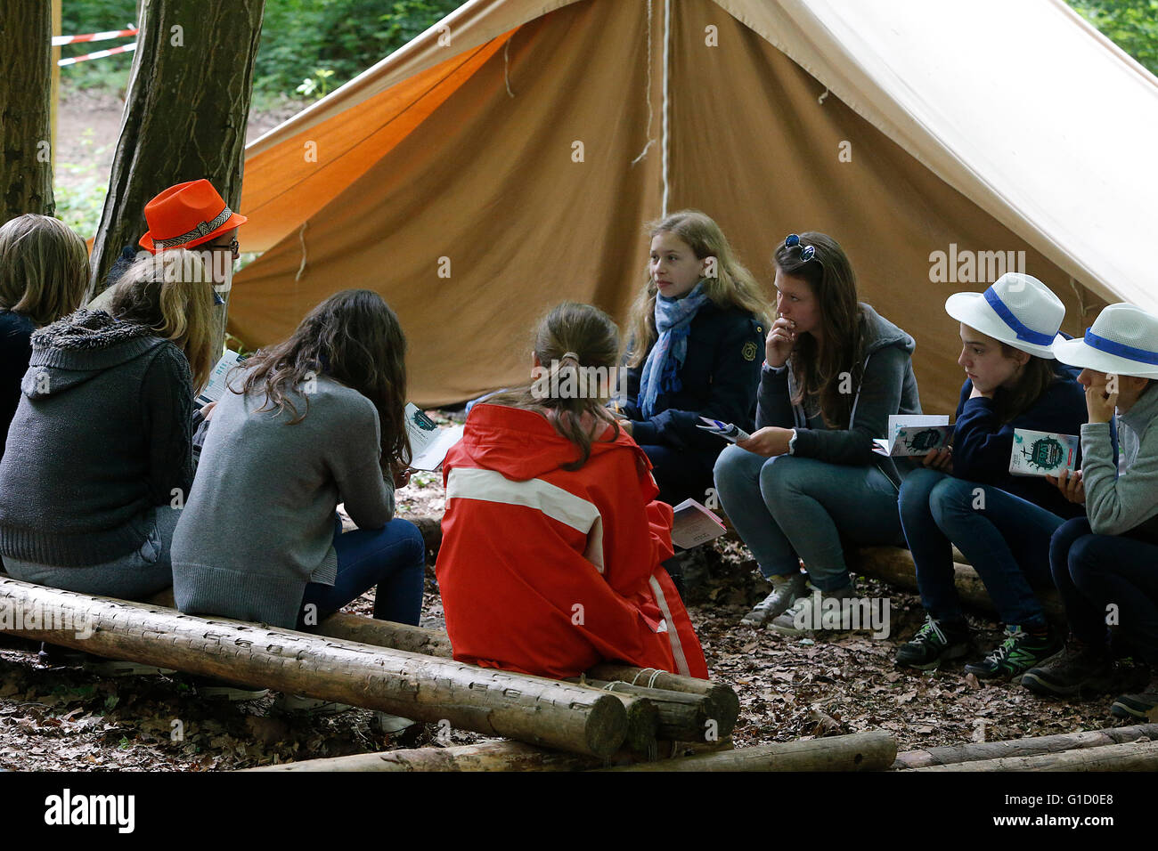 Child and youth camp hi-res stock photography and images - Alamy