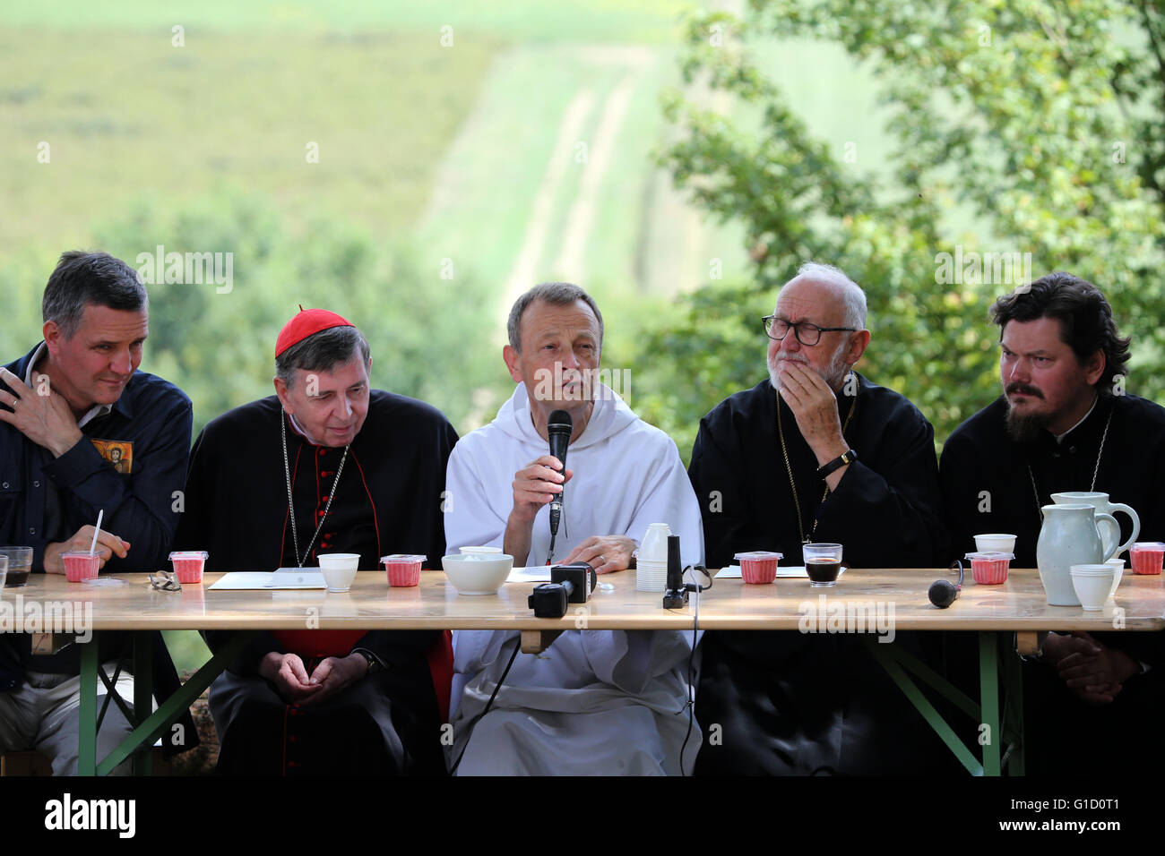 Taize ecumenical community. Church leaders from all over the world ...