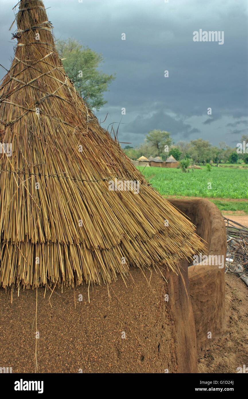 African village hi-res stock photography and images - Alamy