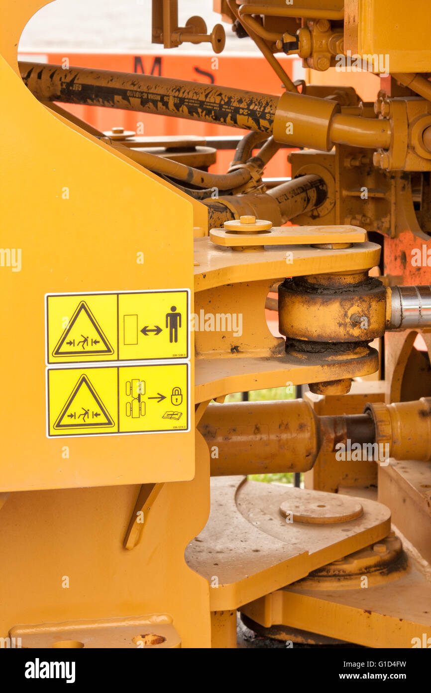 Hydraulically actuated pivot point Stock Photo - Alamy