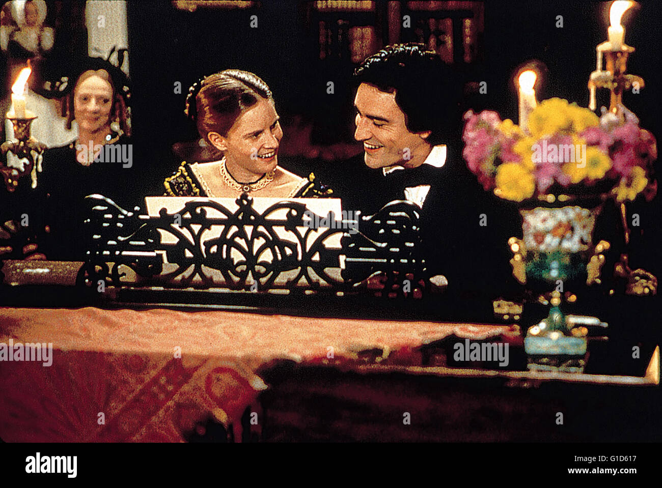 Washington Square / Jennifer Jason Leigh / Ben Chaplin Stock Photo - Alamy