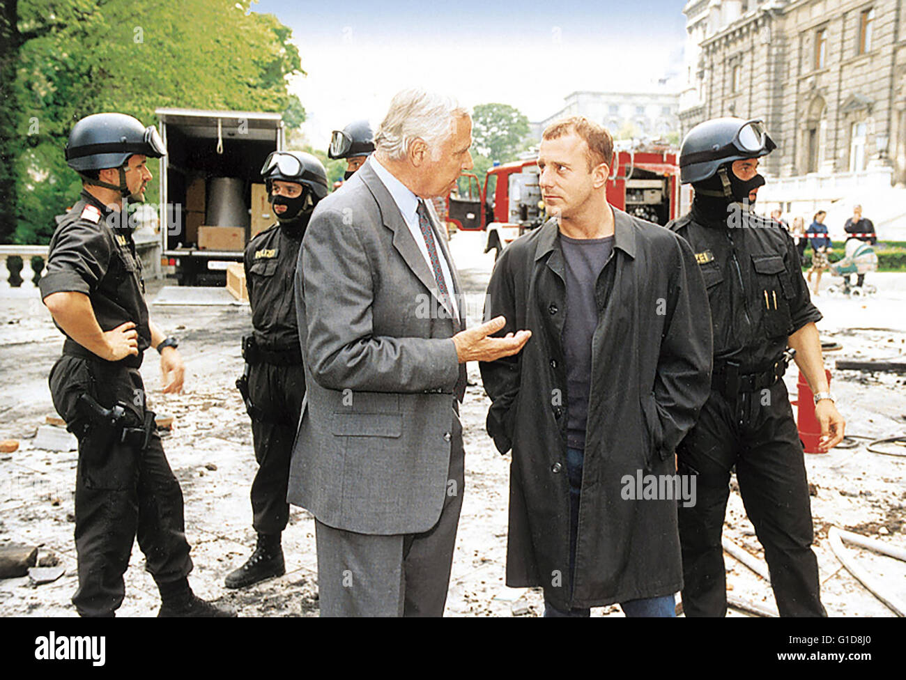 Feuerteufel / Set / Michael Janisch / Heino Ferch Stock Photo - Alamy