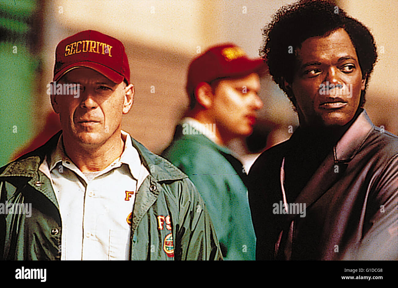 Unbreakable - Unzerbrechlich / Bruce Willis / Samuel Jackson Stock ...