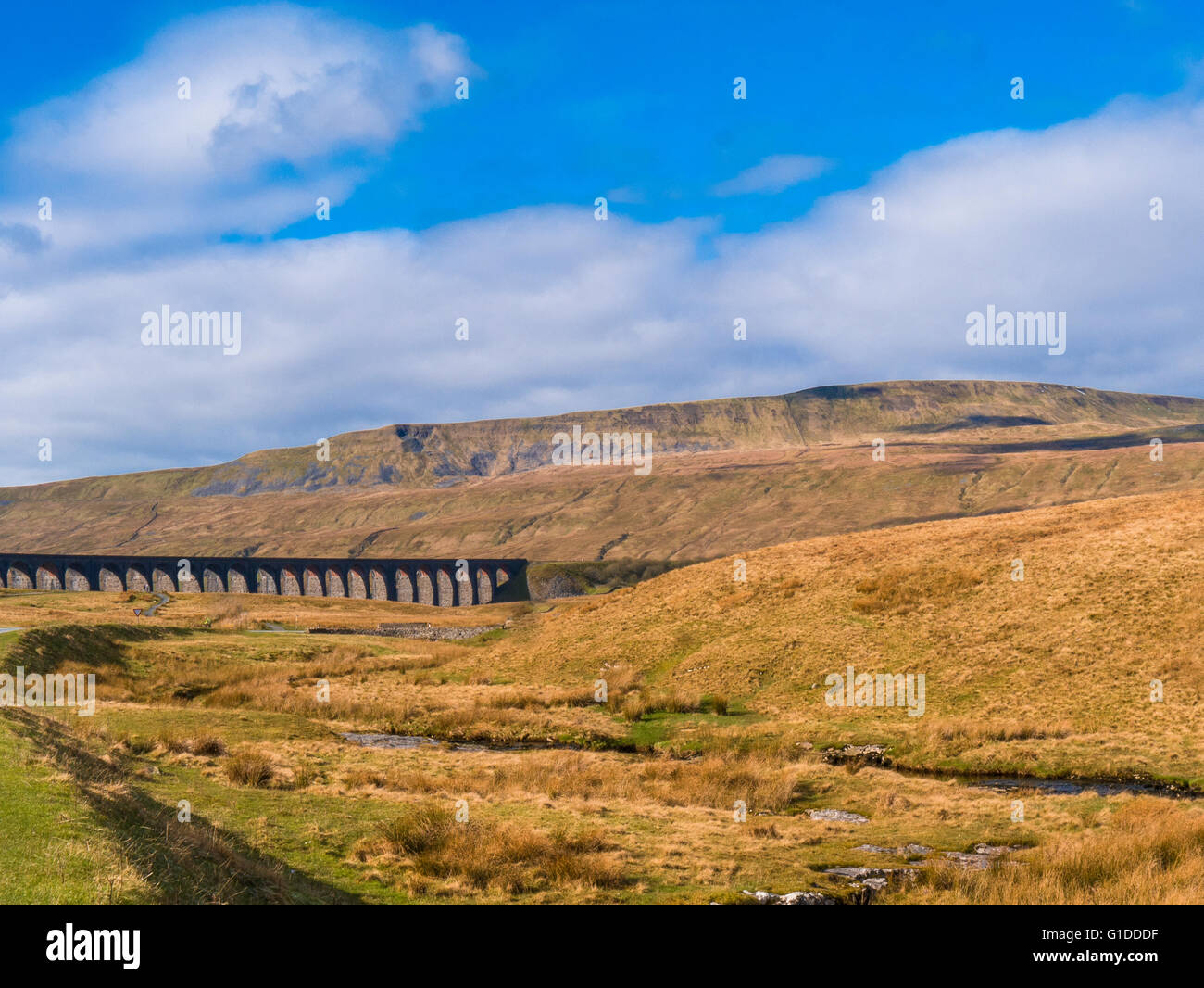 Ribblehead Railway Viaduct, Ribblehead, North Yorkshire Stock Photo - Alamy