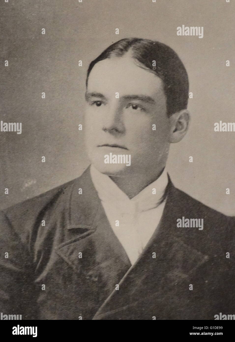 Photographic portrait of Richard Harding Davis (1864-1916) a journalist ...