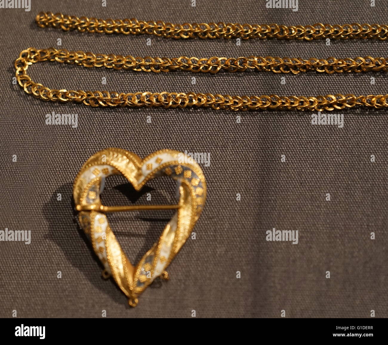 Jewellery in the Fishpool Hoard, a 15th Century collection of gold ...