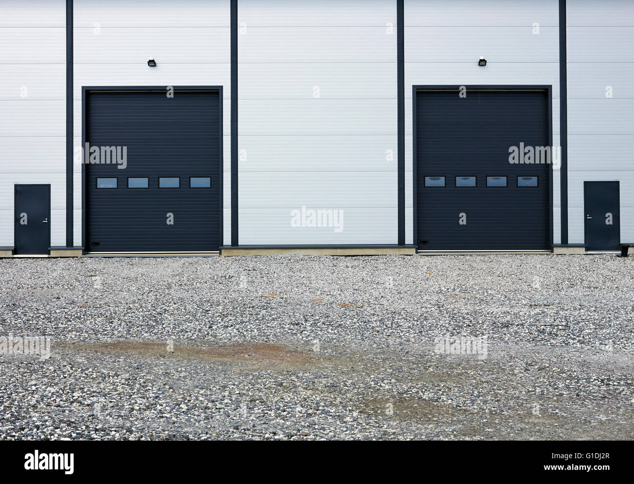 Closed portal hi-res stock photography and images - Alamy