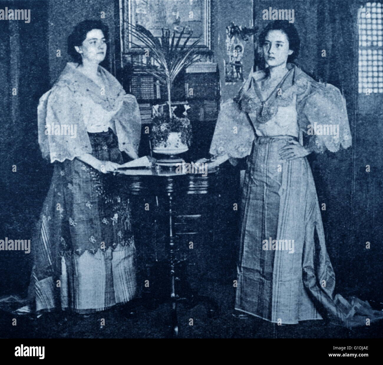 Mestizo philippines hi-res stock photography and images - Alamy