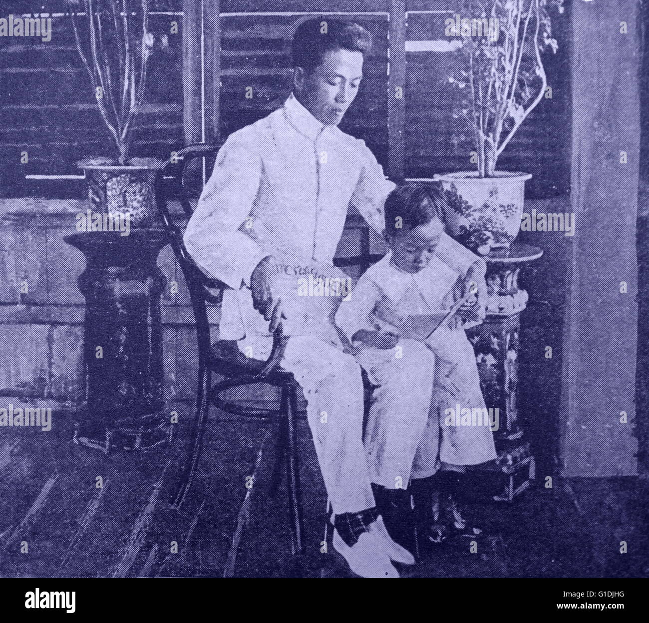 Aguinaldo hi-res stock photography and images - Alamy