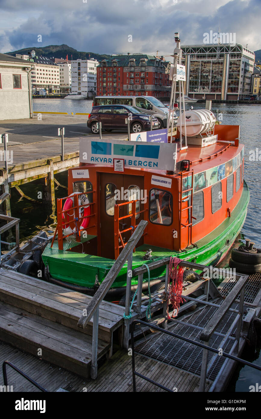 A small tour boat in the Harbor of Bergen Stock Photo - Alamy