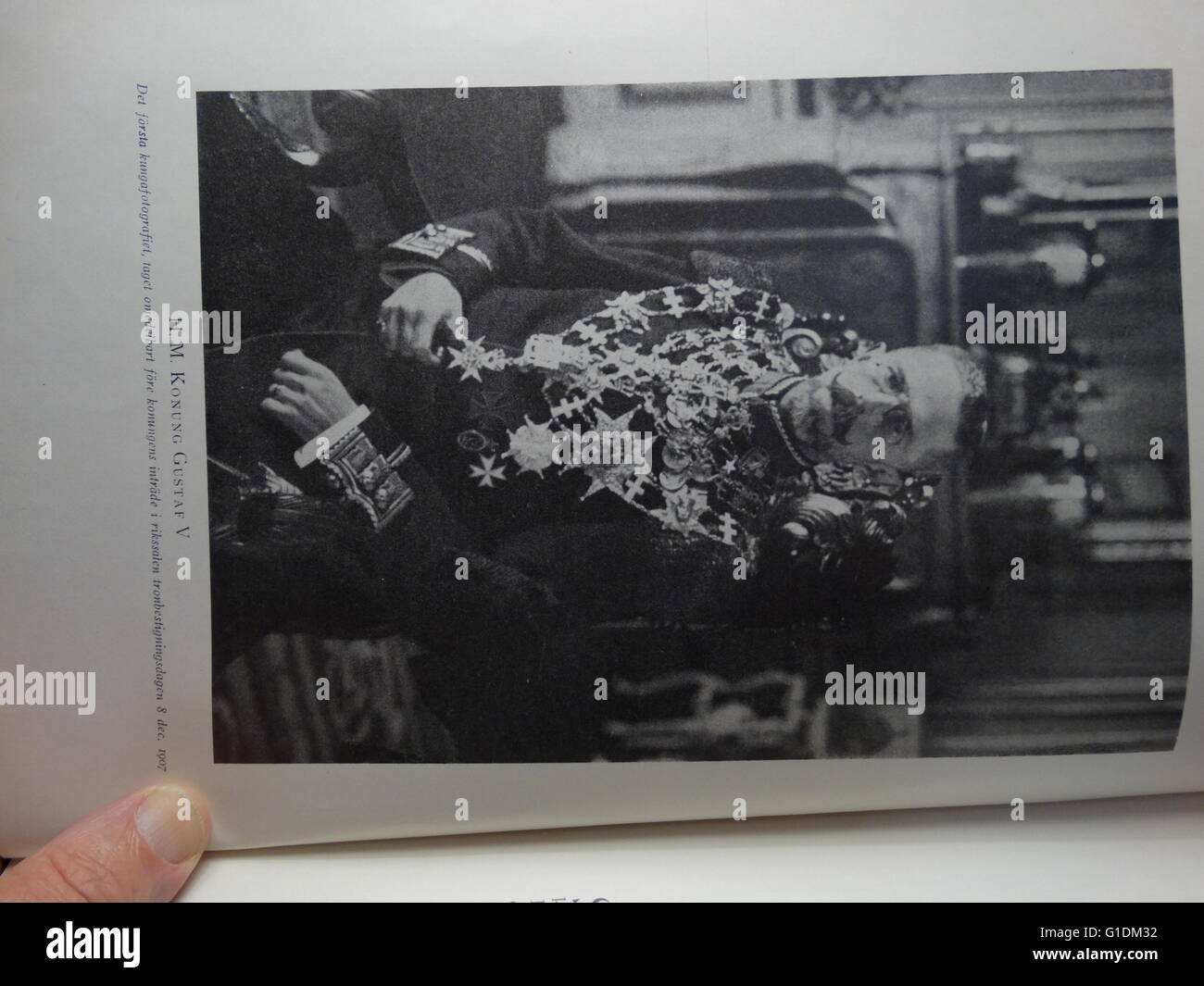 King gustaf v sweden hi-res stock photography and images - Alamy