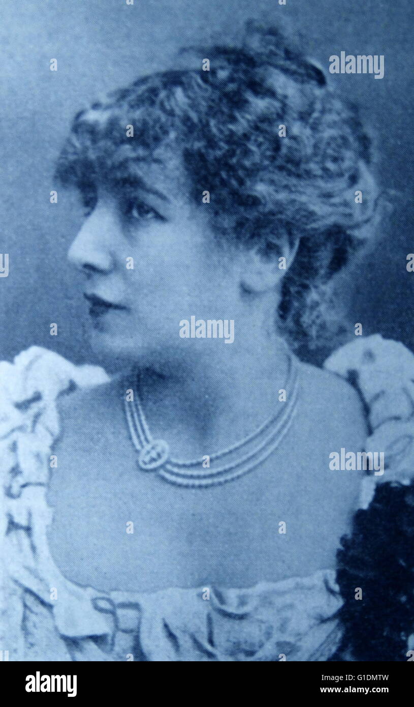 Portrait of Sarah Bernhardt (1844-1923) a French stage and early film ...