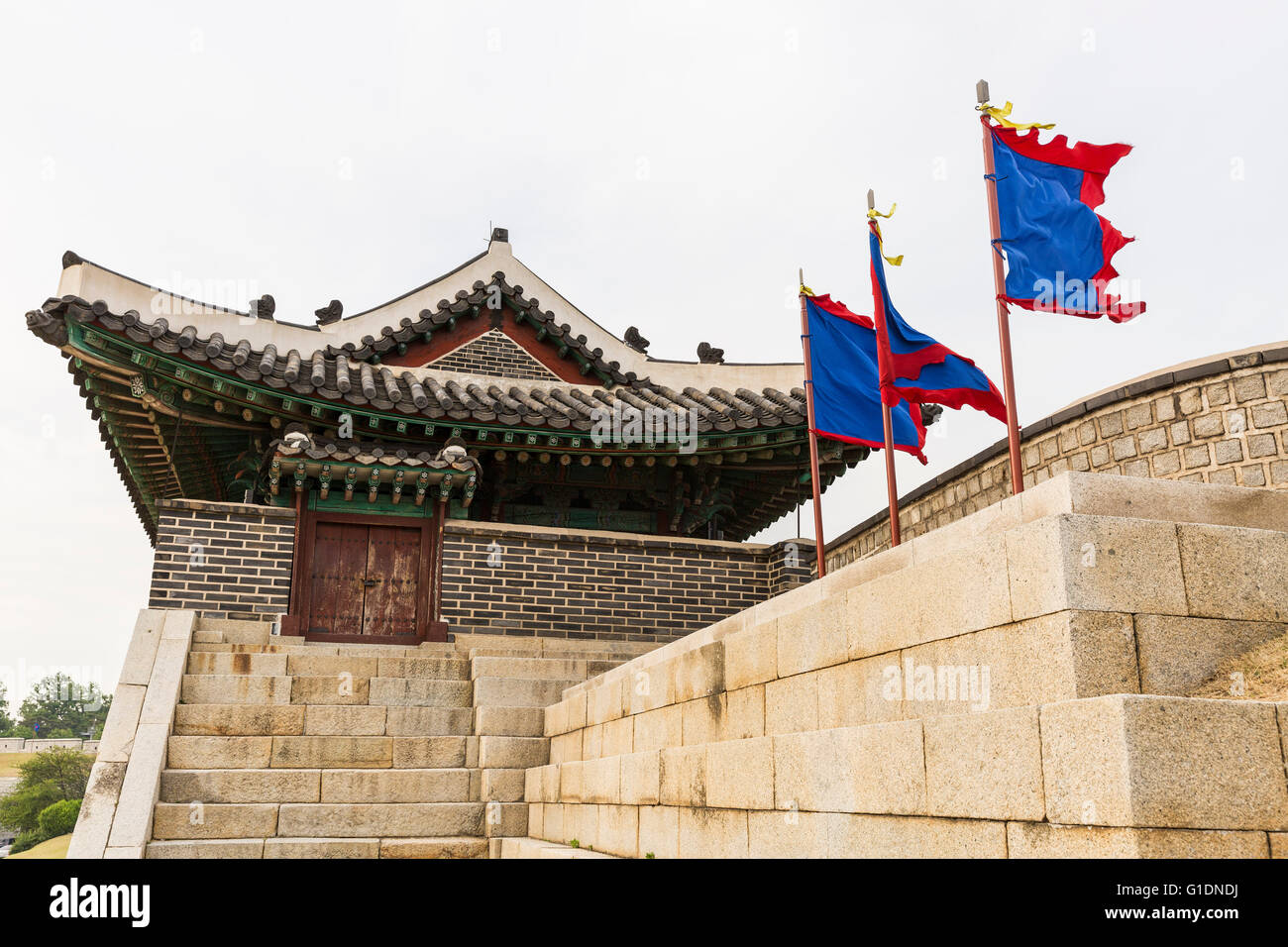 Changnyongmun, East Gate, Suwon Fortress, Suwon, South Korea Stock ...