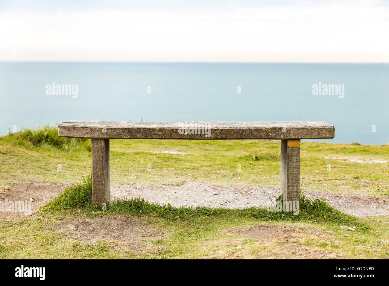 Bench white cliffs dover dover hi-res stock photography and images - Alamy