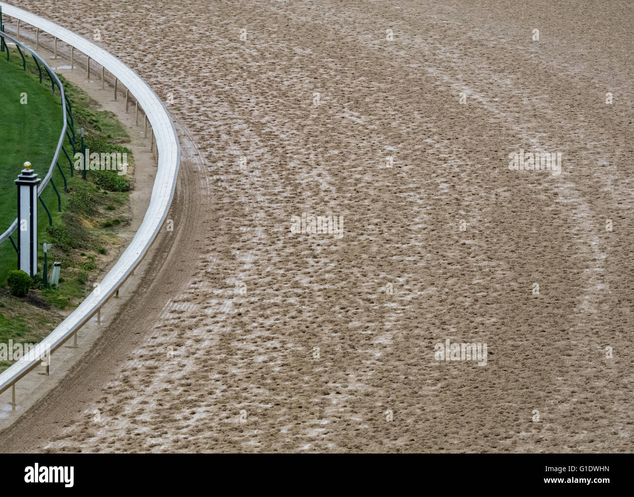 Dirt track texture hi-res stock photography and images - Alamy