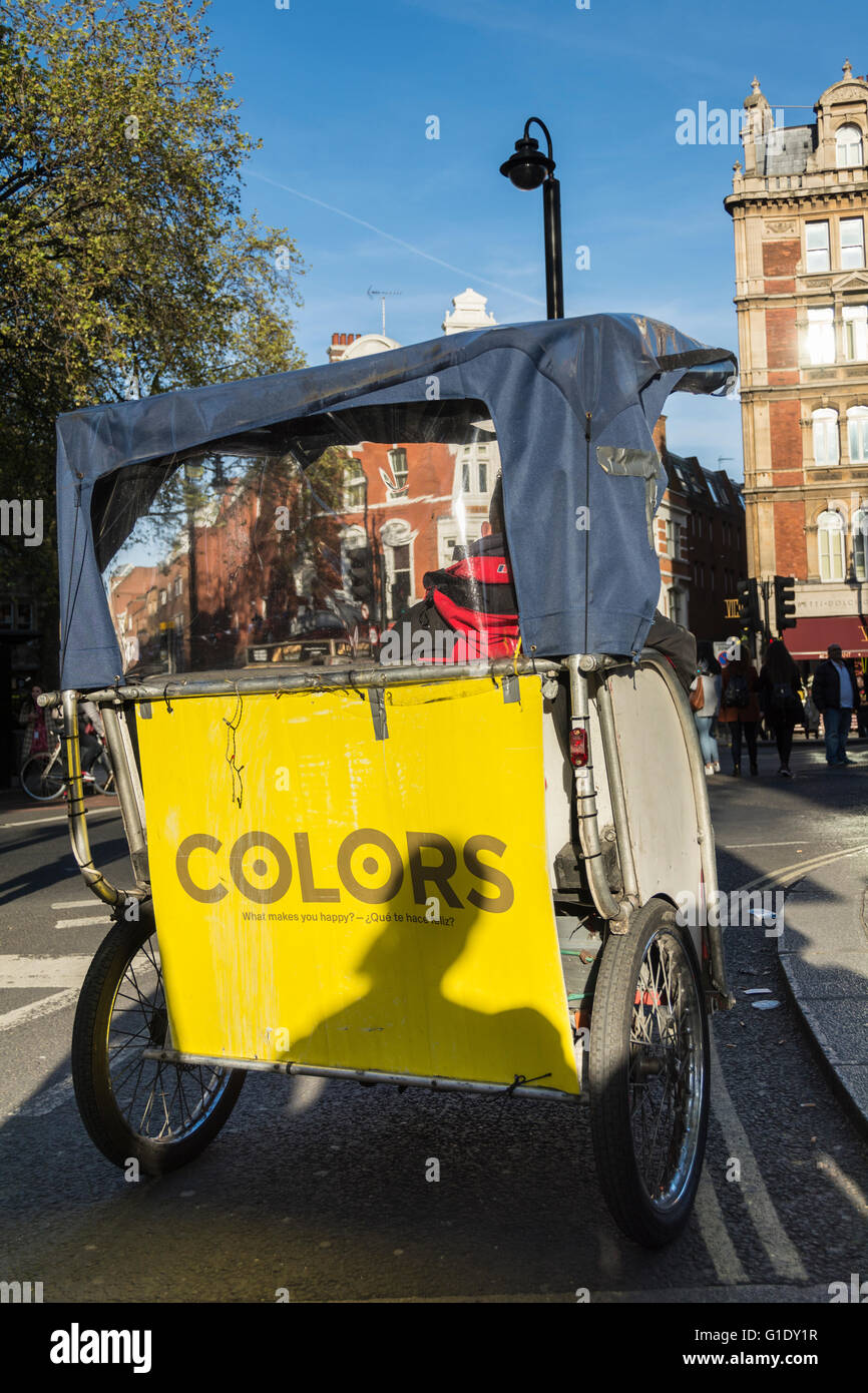 Londons rickshaws hi-res stock photography and images - Alamy