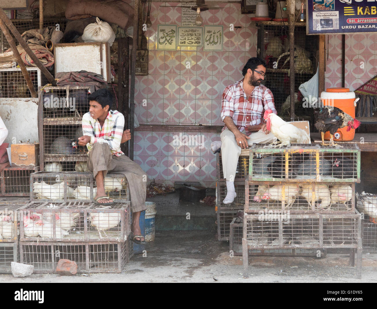 India street scenes hi-res stock photography and images - Alamy