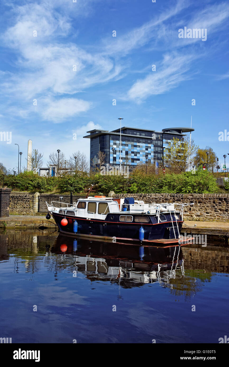 Canal sheffield city centre hi-res stock photography and images - Alamy