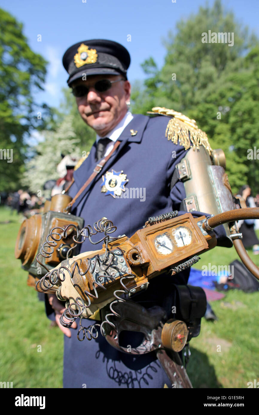 Leipzig, Germany. 13th May, 2016. Steampunk Thomas from Dresden at ...