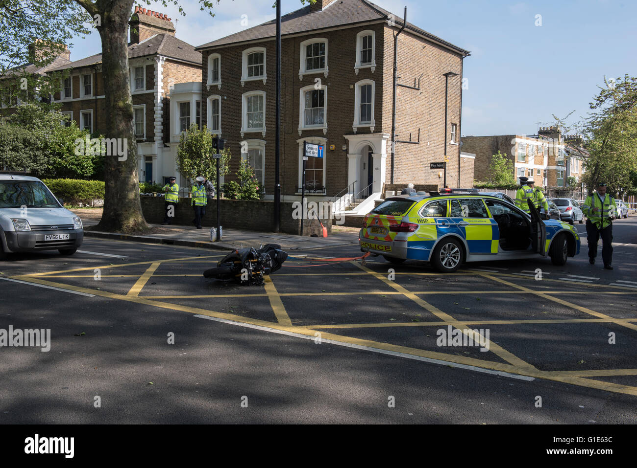 Police chiswick hi-res stock photography and images - Alamy