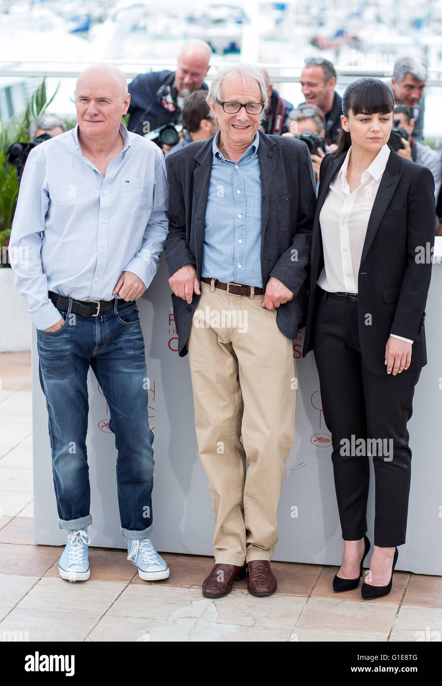 Cannes, France. 13th May, 2016. Dave Johns, Hayley Squires, Ken Loach ...