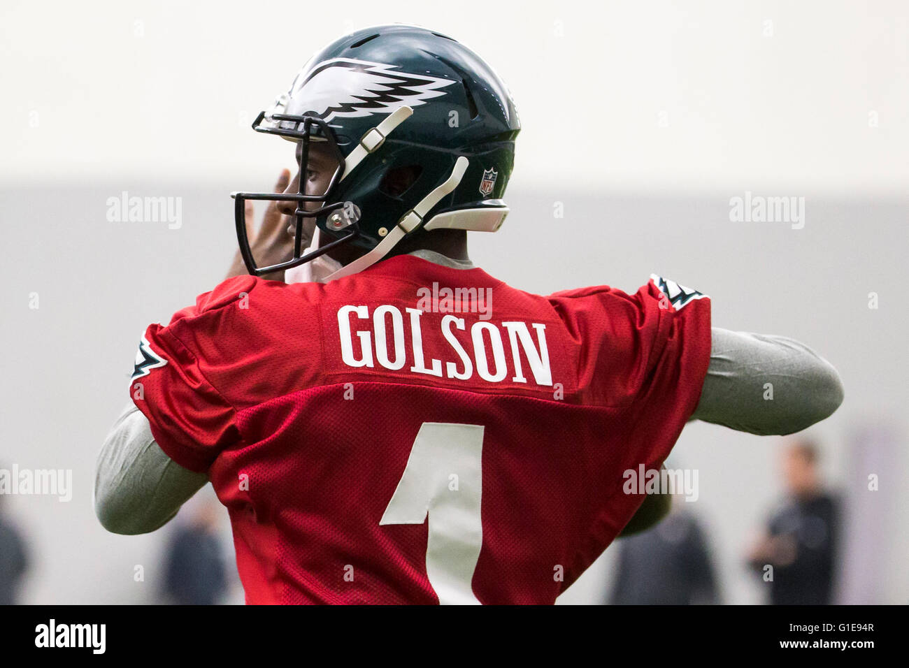 Christopher everett hi-res stock photography and images - Alamy