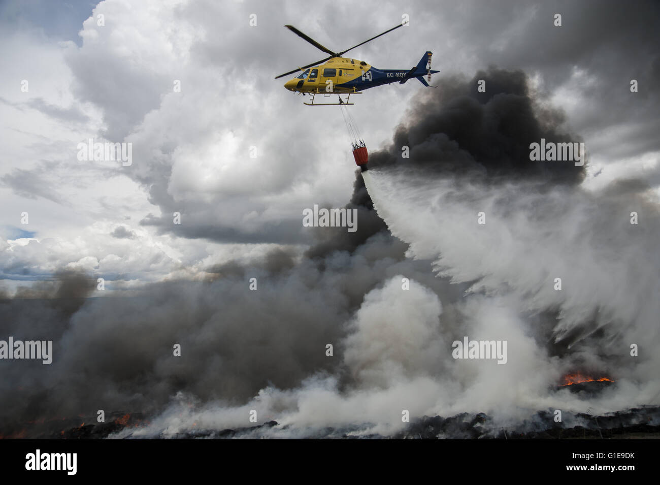 Madrid, Spain. 13th May, 2016. A fire, allegedly caused, fire a ...