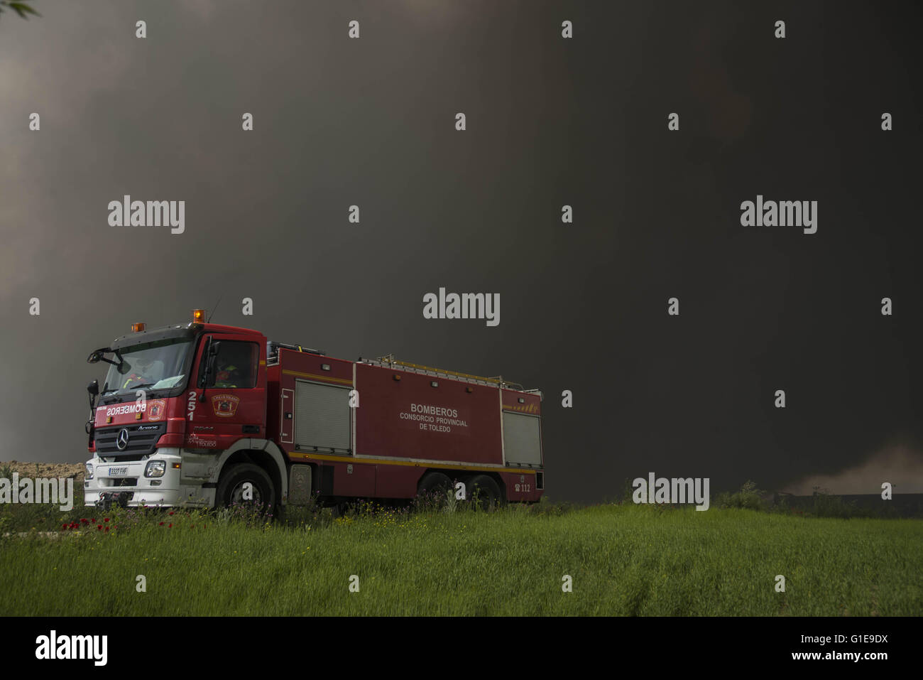 Madrid, Spain. 13th May, 2016. A fire, allegedly caused, fire a ...