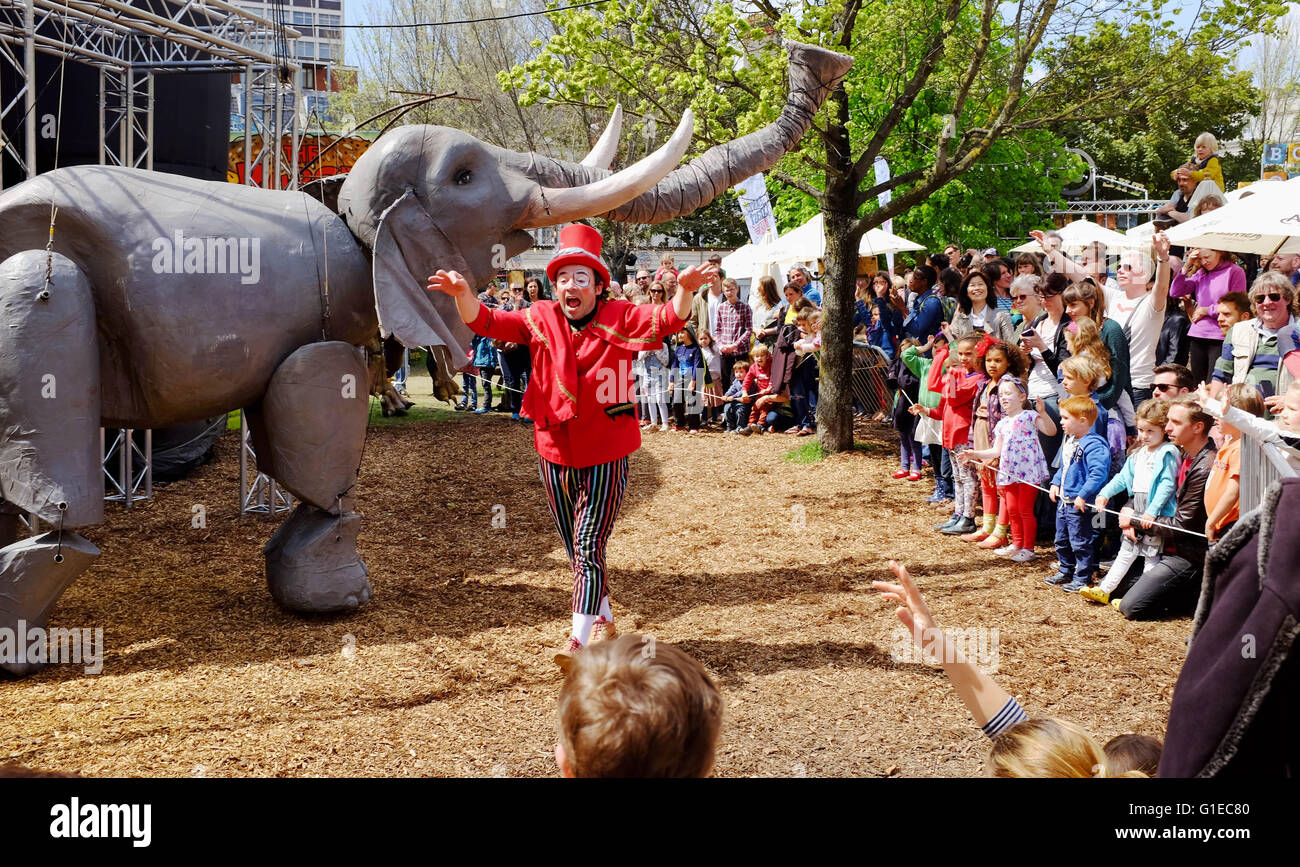 Brighton UK 14th May 2016 - The Biggest Marionette Circus In The World ...