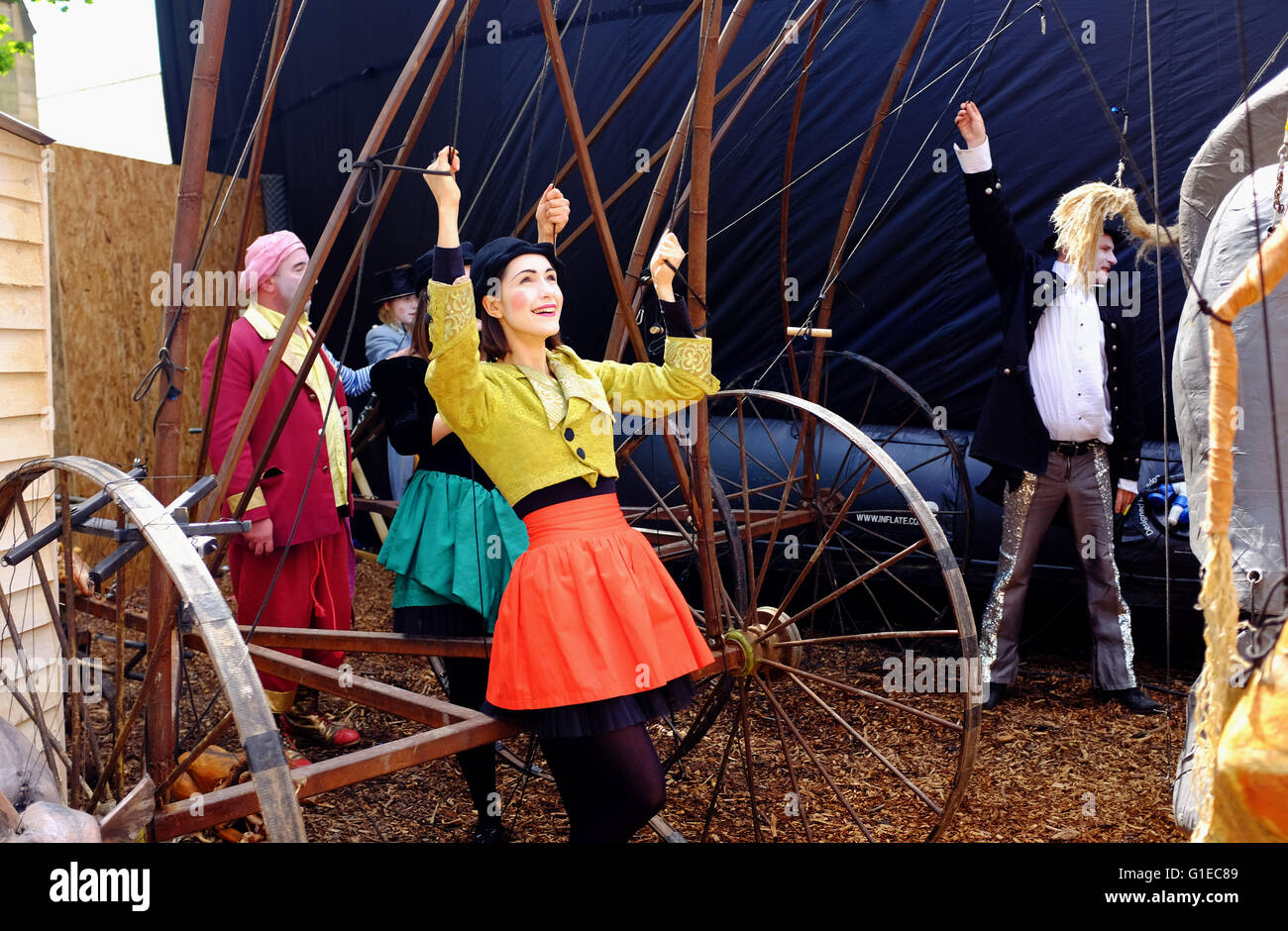 Strings marionette High Resolution Stock Photography and Images - Alamy