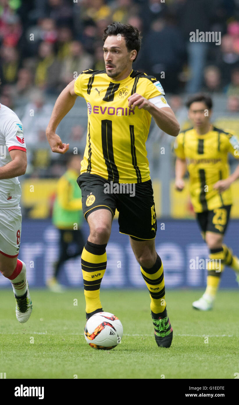 Dortmund, Germany. 14th May, 2016. Dortmund's Mats Hummels in action ...