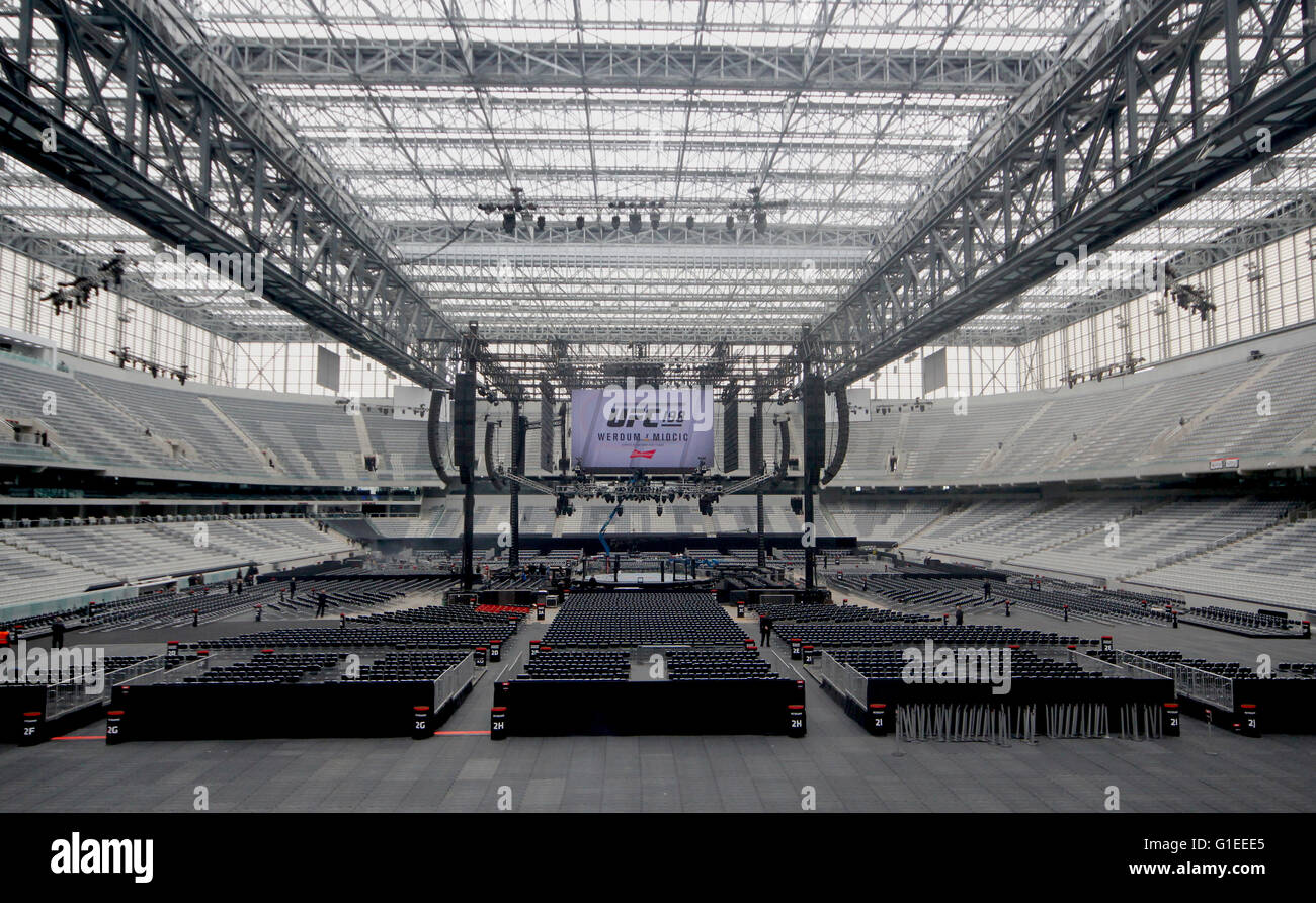 Ufc arena stadium hi-res stock photography and images - Alamy