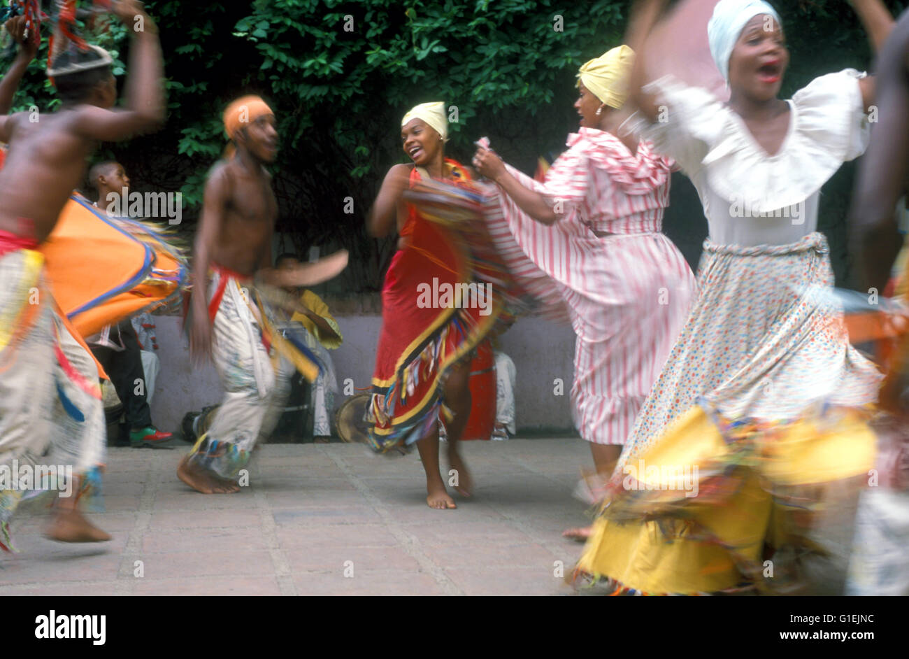 Travel cuba cuban caribbean museo del carnaval folk dance hi-res stock ...