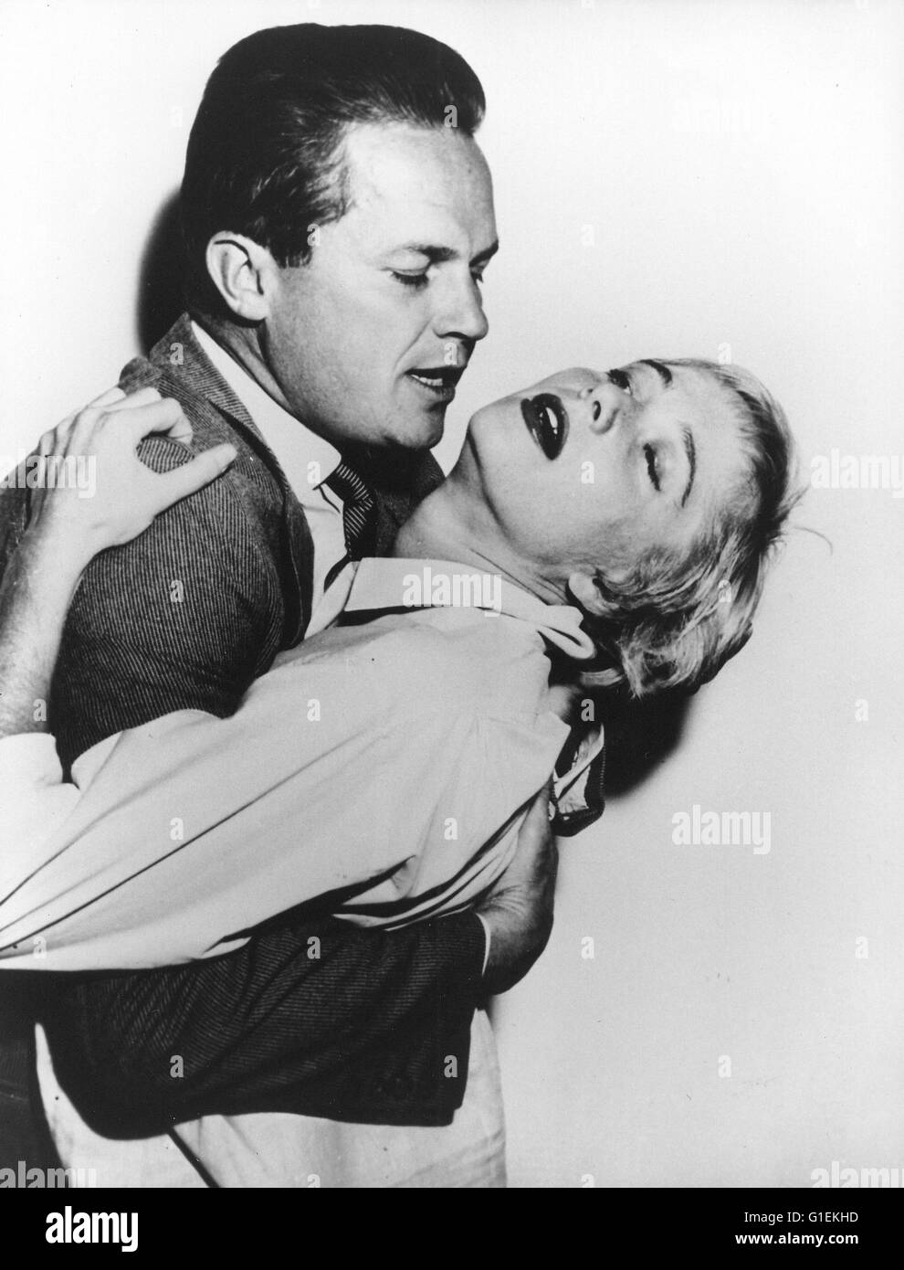 Rattennest / Ralph Meeker Stock Photo - Alamy